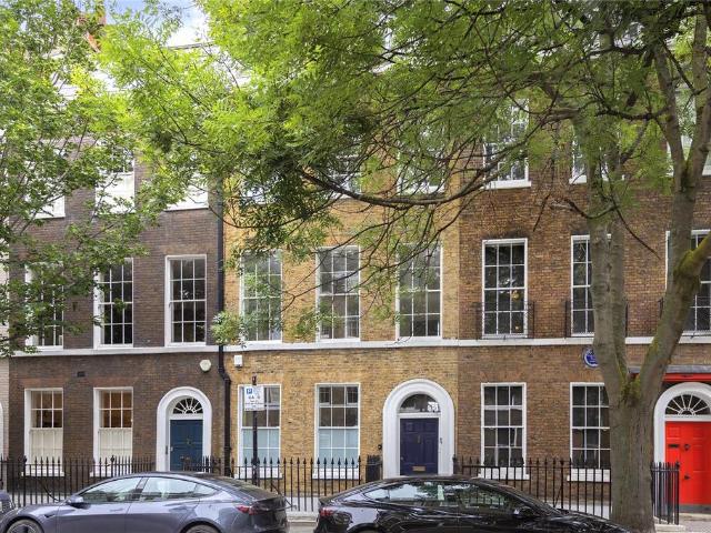 8 bedroom terraced house for sale