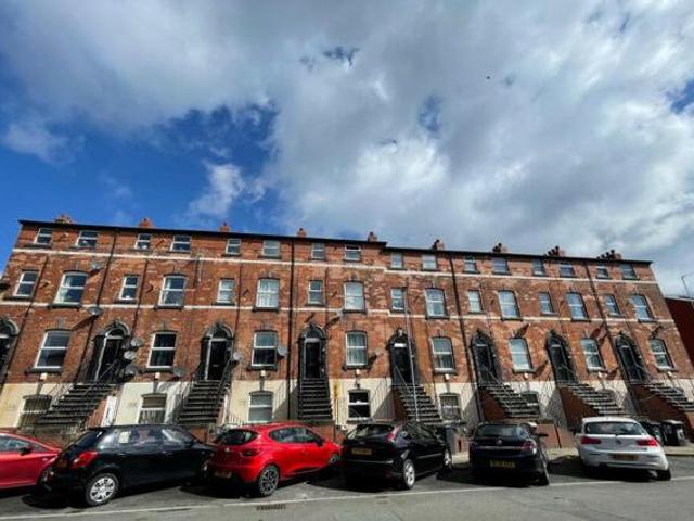 8 Bedroom Terraced House For Sale In Leeds, West Yorkshire