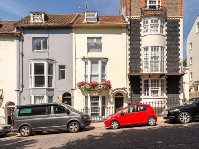 8 bedroom terraced house for sale in Upper Rock Gardens, Brighton, BN2