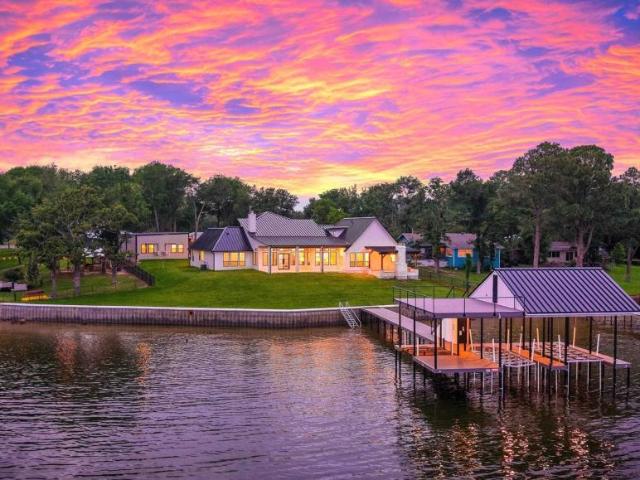 8 bedroom, Tx Tx LS102339415