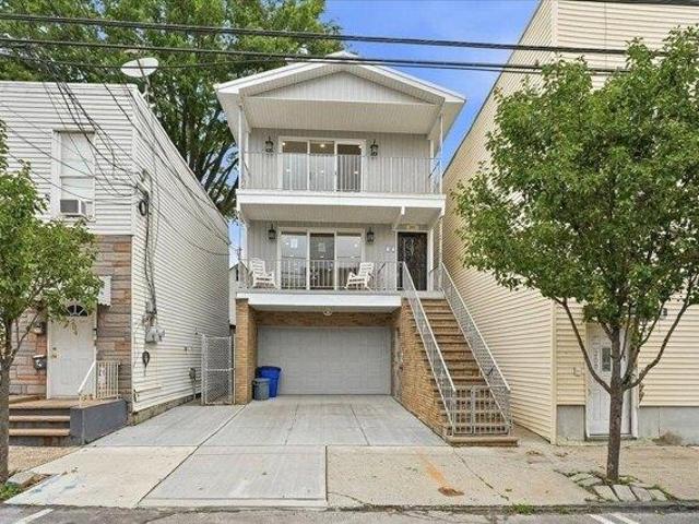 8 bedroom, Union City NJ 07087 104569005