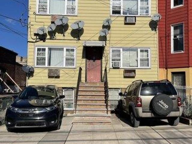 8 bedroom, Union City NJ 07087 LS102213841