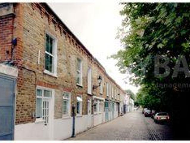 8 Bedrooms Mews house for sale in Handsard Mews, Kensington W14
