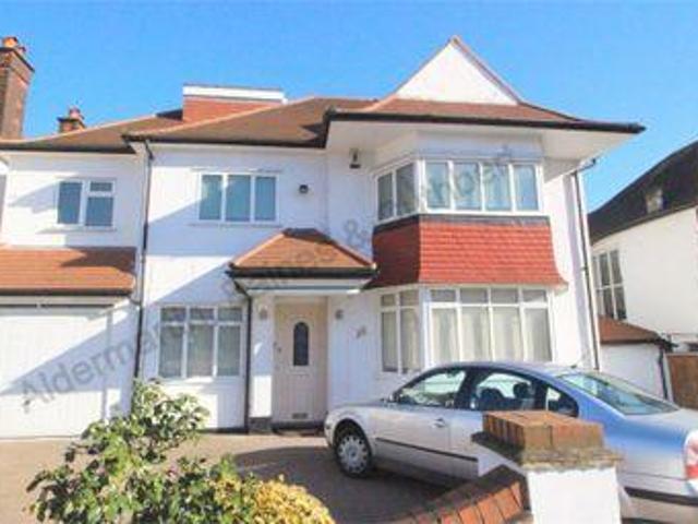 8 Bedrooms Detached house for rent in Allington Road, Hendon, London NW4