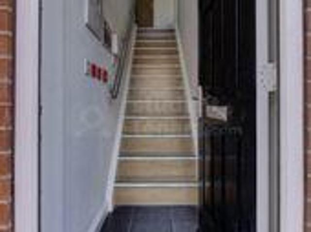 8 Bedrooms Flat for rent in Stonemasons Close, Liverpool, Merseyside L7