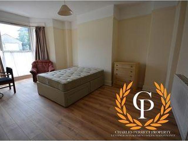 8 Bedrooms for rent in Mirador Crescent, Uplands, Swansea SA2