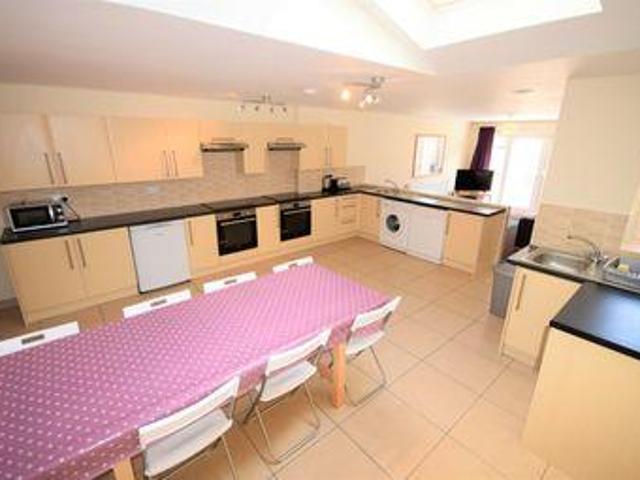 8 Bedrooms for rent in Flora Street, Cathays, Cardiff CF24