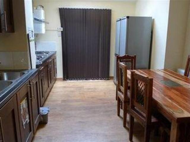 8 Bedrooms for rent in Harley Avenue, Manchester M14