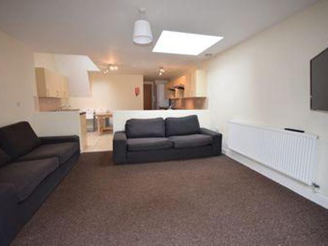 8 Bedrooms for rent in Thesiger Street, Cathays, Cardiff CF24