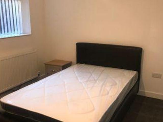 8 Bedrooms for rent in 51 Brudenell Road, Hyde Park, Leeds, Hyde Park LS6