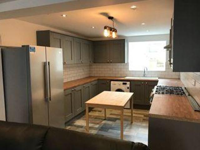 8 Bedrooms Terraced house for rent in Brudenell Avenue, Hyde Park, Leeds LS6