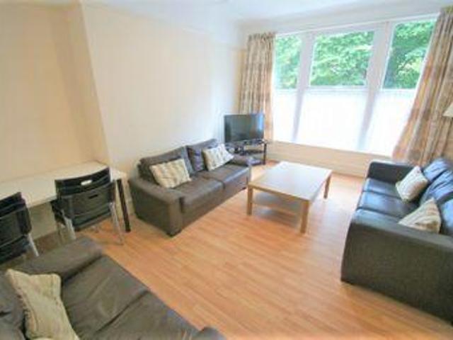 8 Bedrooms Terraced house for rent in Wood Lane, Headingly LS6
