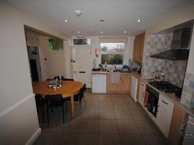 8 Bedrooms Terraced house for rent in 35 Wood Lane, Hyde Park LS6