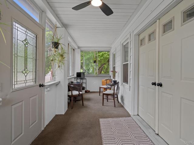 8 Beekman Street