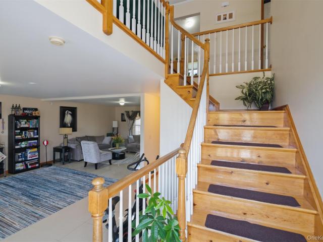 8 Bernadette Way