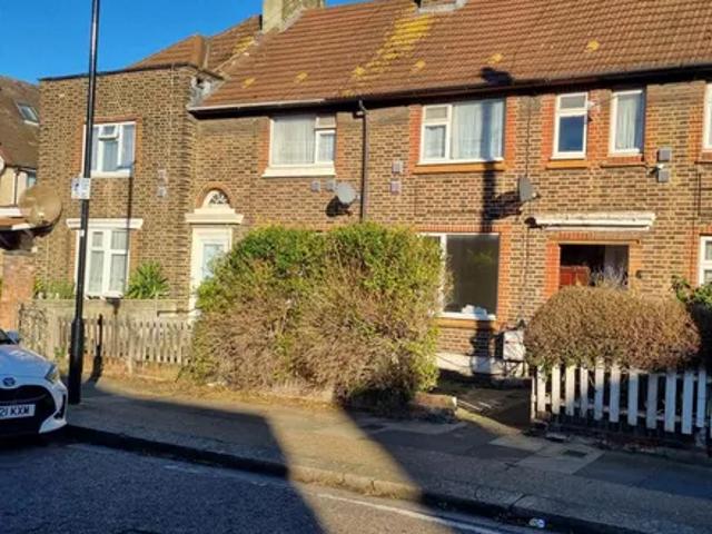 8 Botha Road, London, E13 8PQ, United Kingdom | 2 bed house for rent #138513238 | Rentberry
