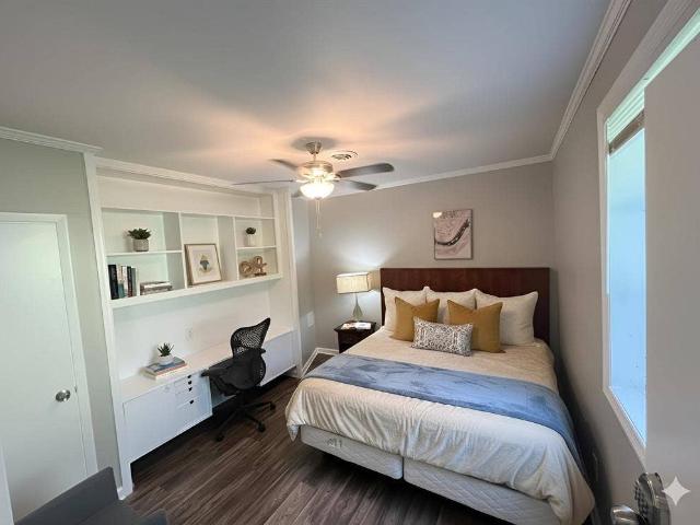 8 BR in Decatur
