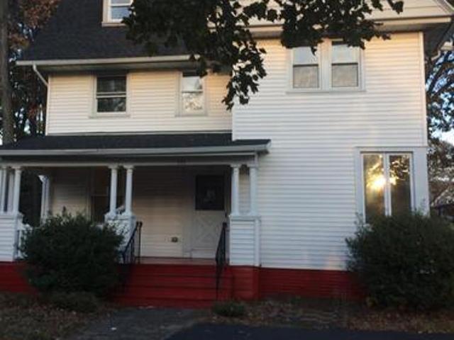 8 BR, 2 BA Apartment 591 Washington Ave, West Haven, CT 06516