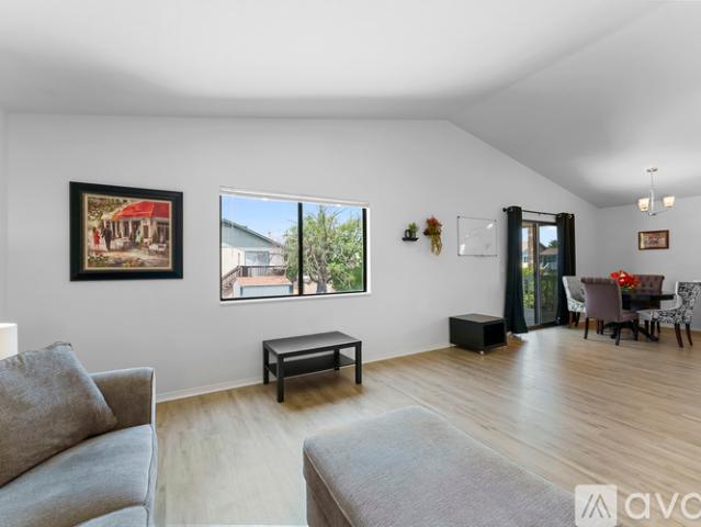 8 BR, 3 BA Apartment 3828 E Dulciana Ave, Unit Room 5, Mesa, AZ 85206