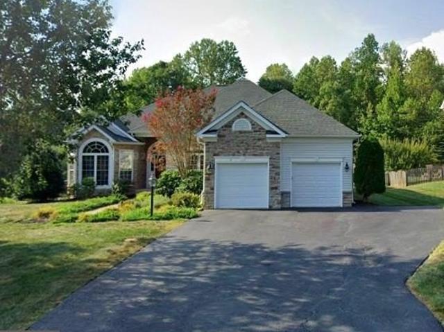 8 Brannigan Dr, Stafford, VA 22554