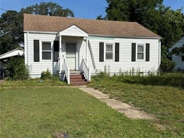 8 Bradley Ave, Portsmouth, VA 23701