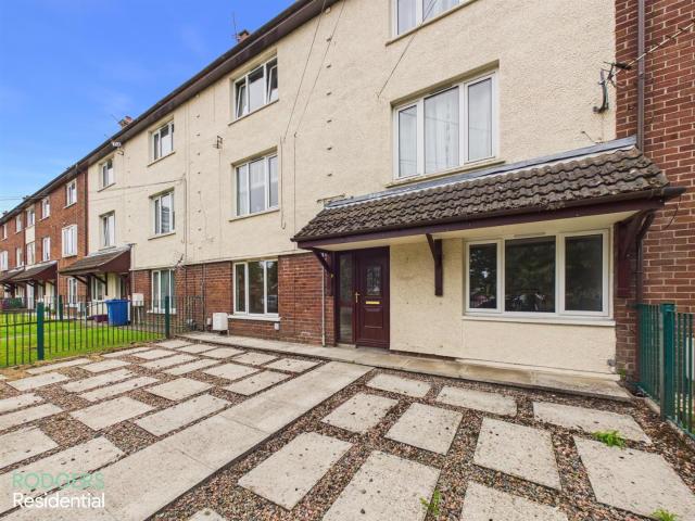 8 Braeside Grove, Belfast