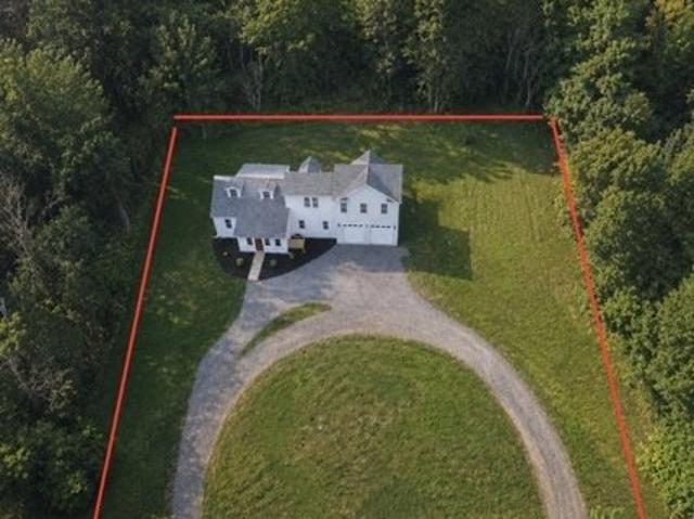 8 Britton Rd, Delaware, NJ 08559