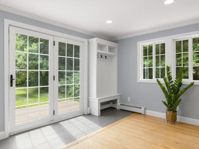 8 Brookhaven Road