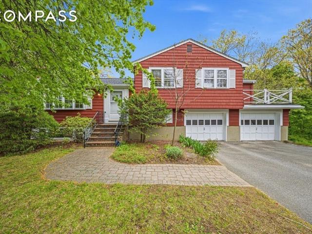 8 Brown Rd, Lexington, MA