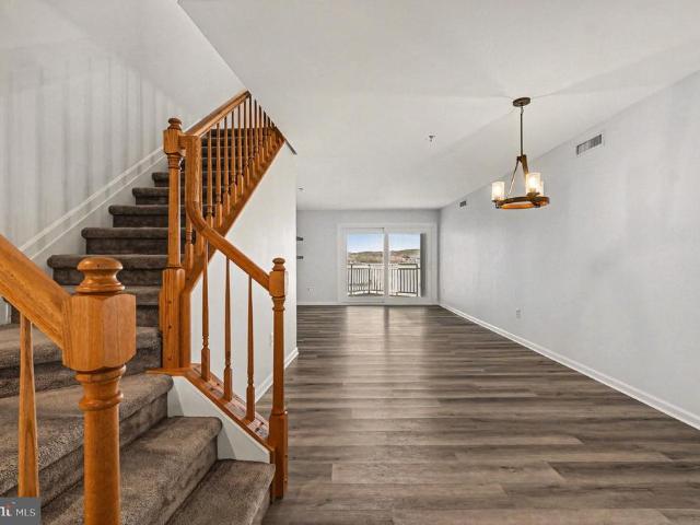 8 C Owens Landing Court
