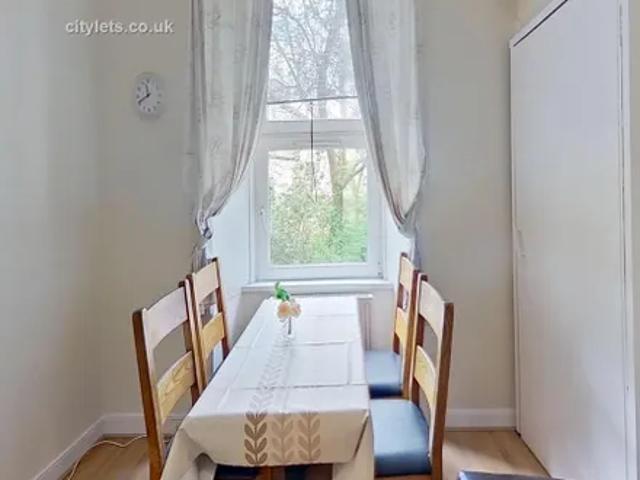 8 Caledonian Place, City of Edinburgh, EH11 2AP, United Kingdom | 3 bed apartment for rent #167522440 | Rentberry