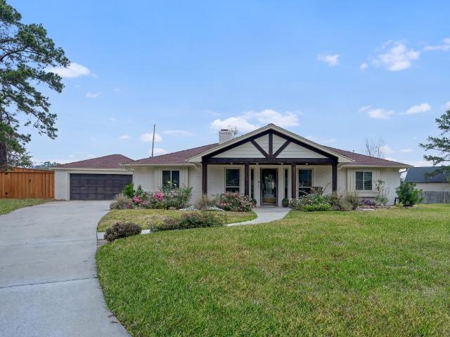 8 Cambridge Rd, Conroe, TX 77304 | MLS #50916