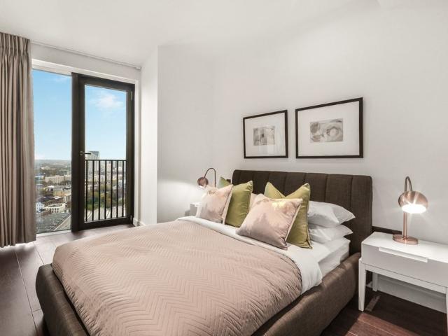 8 Casson Square, Southbank, SE1 7GU
