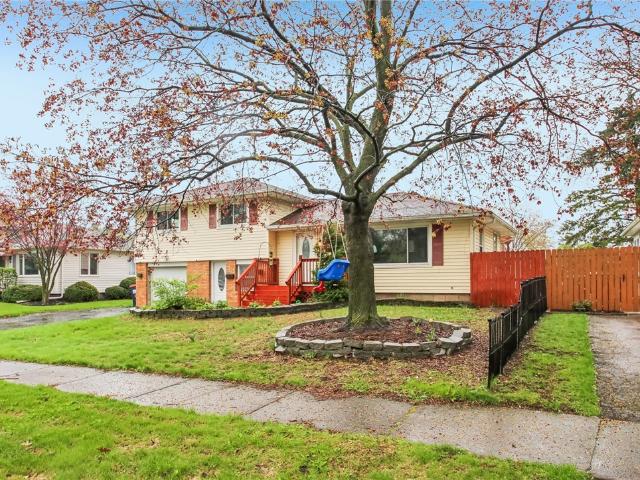 8 Caren Drive