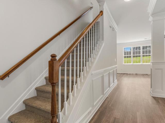 8 Carillon Court