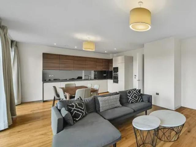 8 Carpet Street, London, E15 2DP, United Kingdom | 3 bed apartment for rent #139266316 | Rentberry