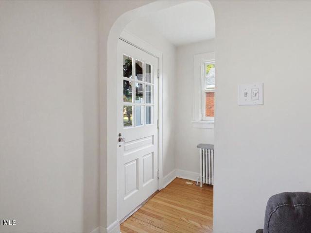 8 Center View Drive