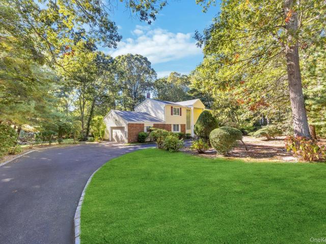 8 Chablis Drive