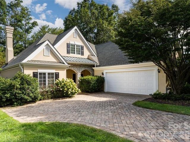 8 Clovelly Way, Asheville, NC 28803