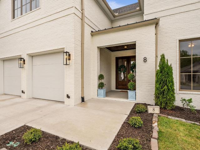 8 Cobalt Cove