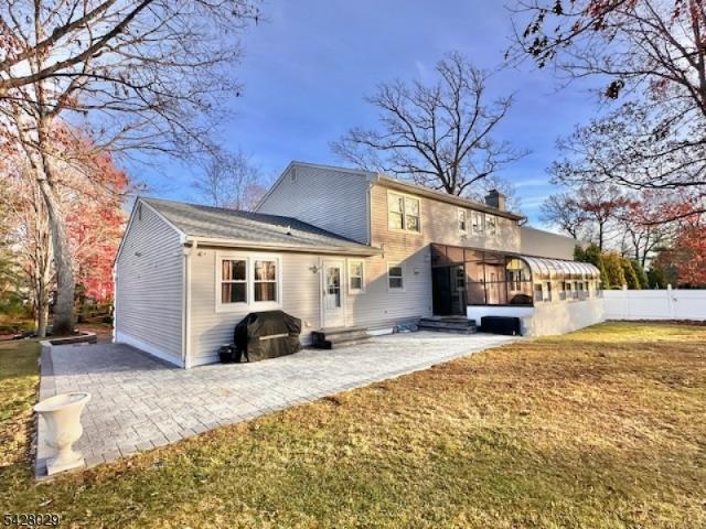 8 Constitution Ct