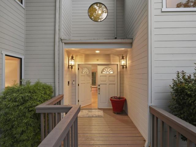 8 Cramden Dr, Monterey, CA 93940 | MLS #ML82041 | Compass