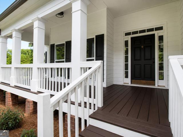 8 Crestview Lane SE