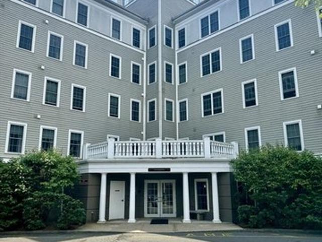 8 Crowninshield St Unit 212, Peabody, MA 01960