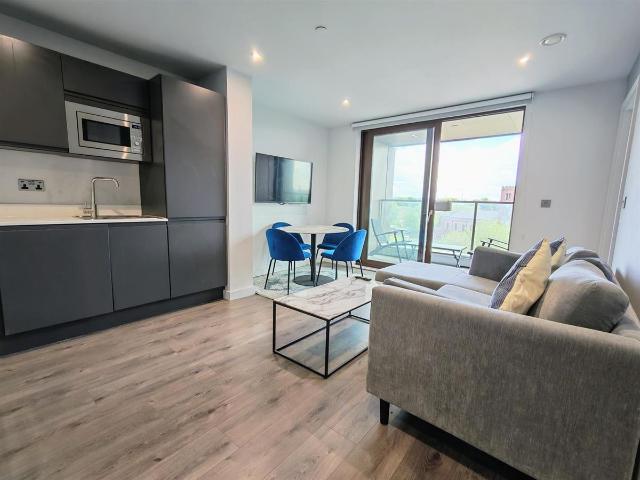 8 Crump Street, Liverpool L1, 2 bed flat to rent, £1,250 pcm | PrimeLocation