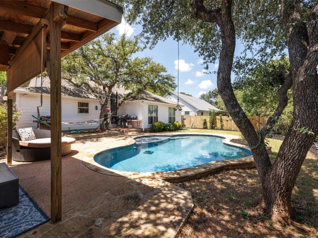 8 Deer Ridge Rd