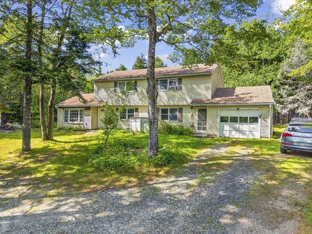 8 Deer Run Rd, Saint George, ME 04859