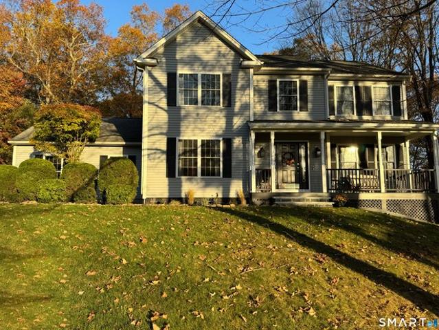 8 Deer Woods Dr, New Milford, CT 06776