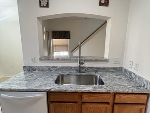 8 Dolmen Ln Unit 1, Bear, DE 19701