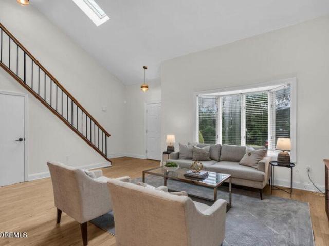 8 Eunice Terrace